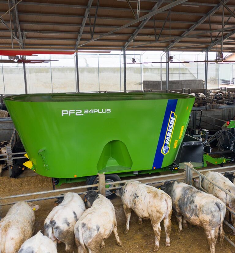 Mixer wagons, Self-propelled wagons, Trailed wagons, Stationary ...